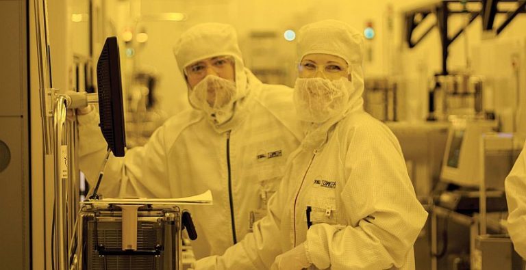 Tower and Juniper Announced SiPho with III-V Lasers - Israel ...